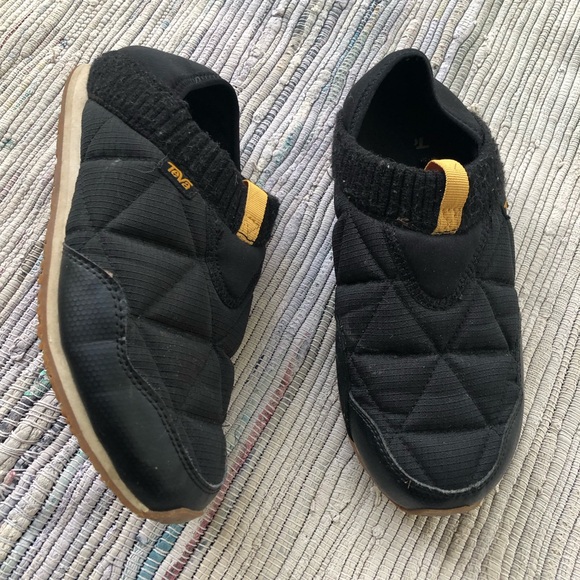 Teva | Shoes | Teva Ember Moc Black Quilted Slipons | Poshmark